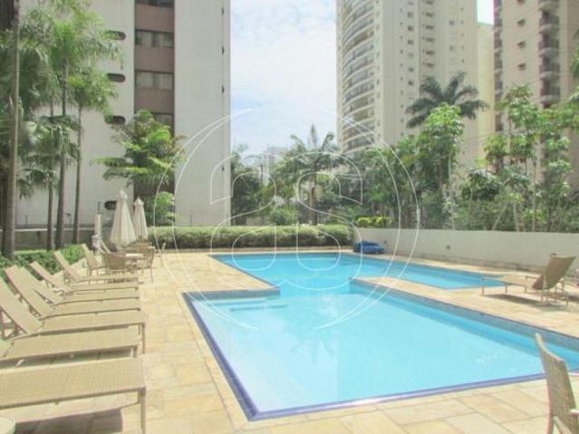 MOEMA. CLUBE! APARTAMENTO. VENDE!
