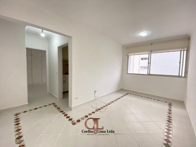 MOEMA INDIOS APARTAMENTO REFORMADO COM VARANDA