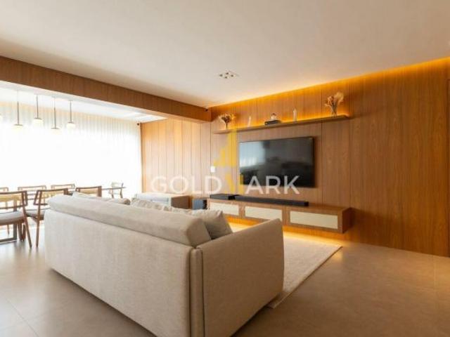 Moema Lindo Apartamento à venda 153 metros 3 suítes 2 vagas