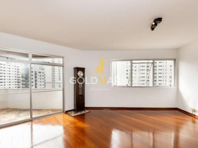 Moema Pássaros 244 m² 4 dormitórios 2 suítes 3 vagas