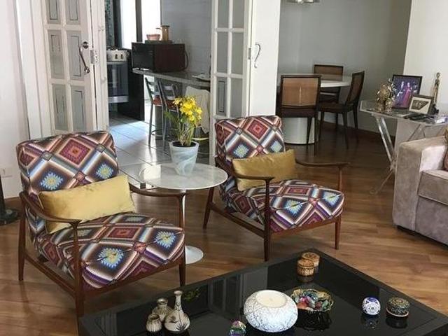 MOEMA PÁSSAROS APARTAMENTO COM VARANDA!