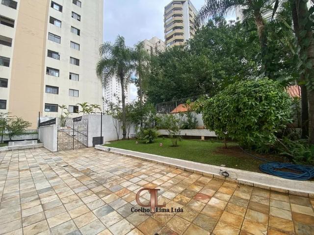 Moema pássaros apartamento com varanda!
