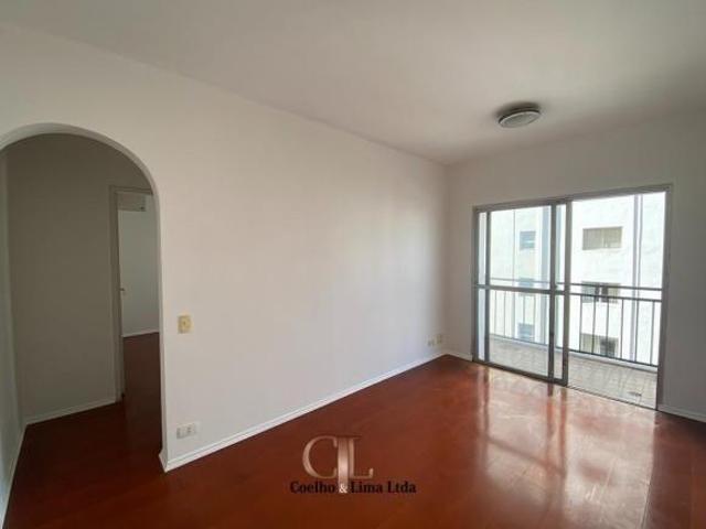 MOEMA PÁSSAROS APARTAMENTO COM VARANDA!