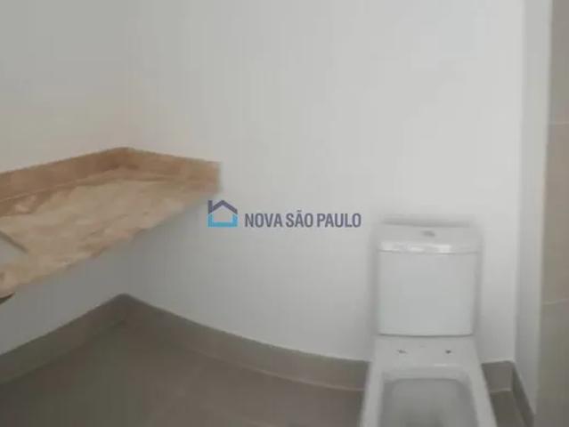 Moema Pássaros, Apartamento duplex no contra piso!
