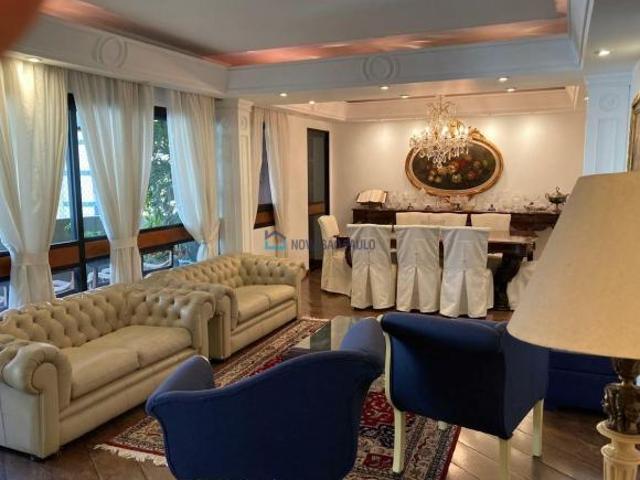 Moema Pássaros, Apartamento Moderno, Clássico!