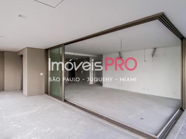 Moema Pássaros próximo ao Parque com 220m