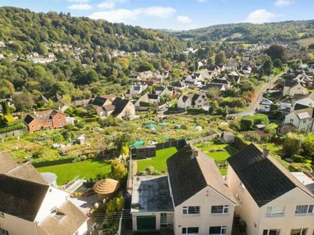 Moffatt Road, Nailsworth, 3 Bedroom House