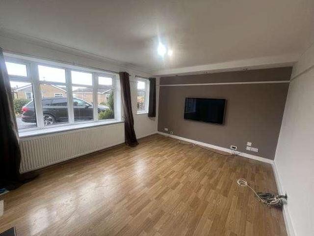 Moffat Close, Bradford, BD6
