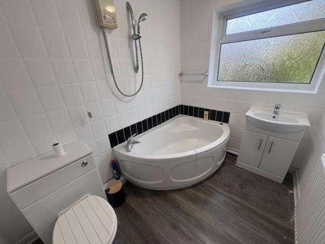 Moffat Close, Bradford, BD6