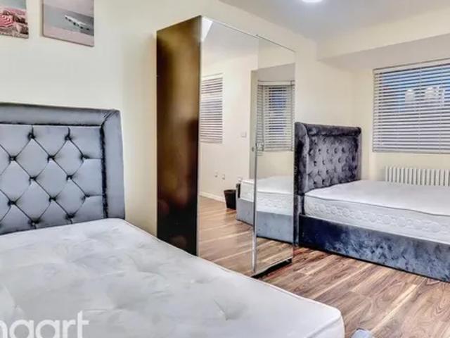 Mogden Lane, London, TW7 7LD, United Kingdom | Room for rent #140400287 | Rentberry