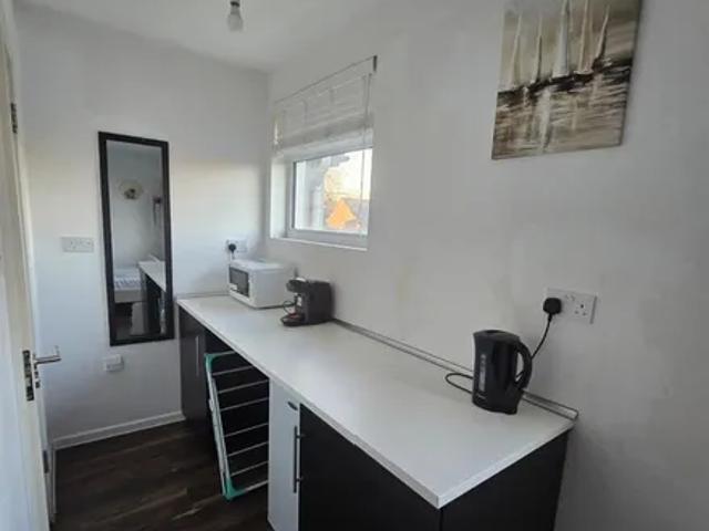Mogden Lane, London, TW7 7LD, United Kingdom | Studio apartment for rent #138849303 | Rentberry