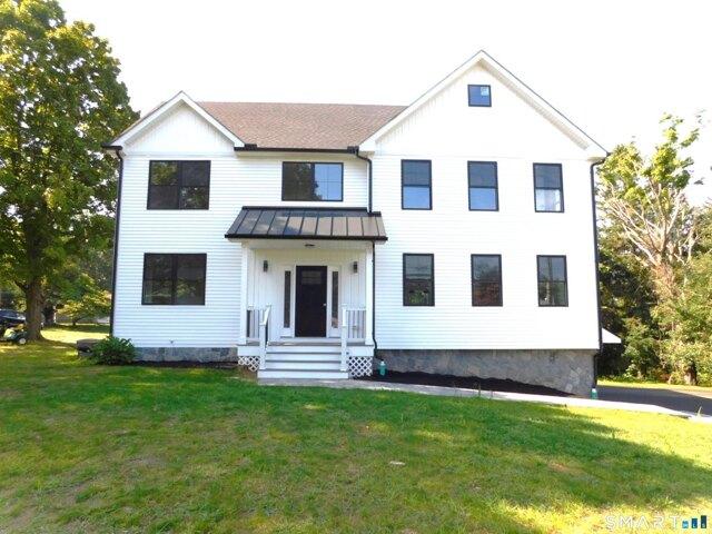 Mohegan Rd, Shelton, Home For Sale