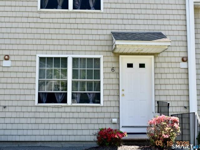 Mohican Ave Apt,waterbury, Home For Sale