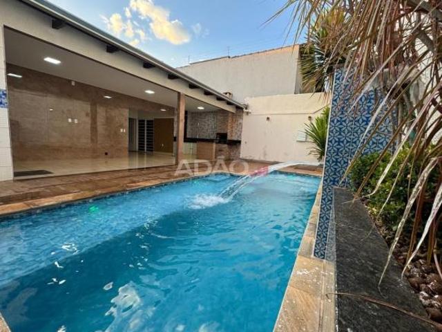 moinho dos vento Casa de Rua com 3 Quarto s por R$ 950000.00 no setor Moinho dos Ventos TA32410