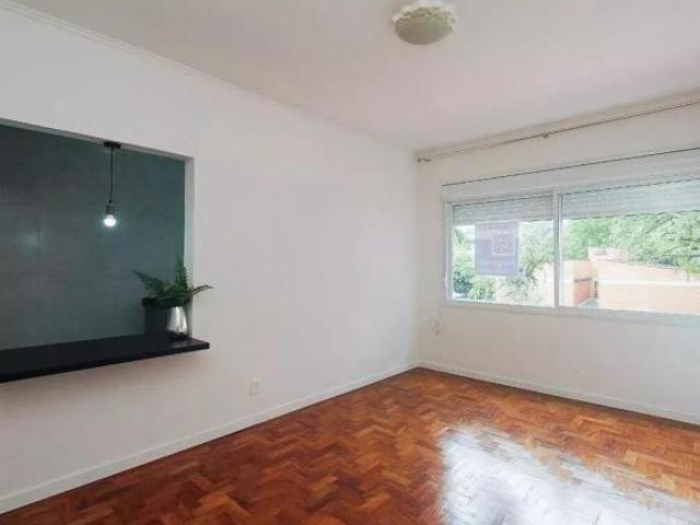 MOINHOS IMOBILIÁRIA vende ótimo JK reformado próximo Iguatemi AP827