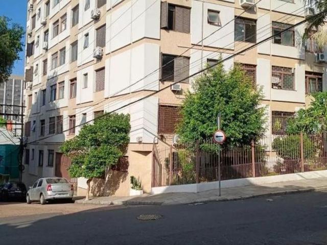 MOINHOS IMOBILIÁRIA vende próximo Parque Harmonia e Orla do Guaiba AP836
