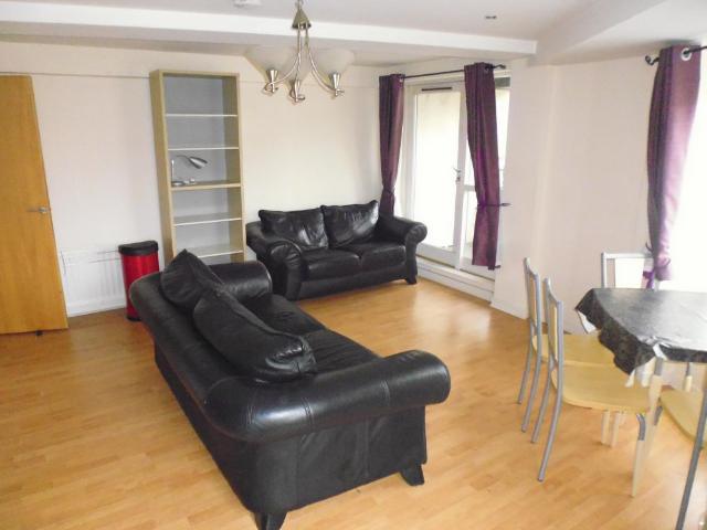 Moir Street, Glasgow, G1 5AE