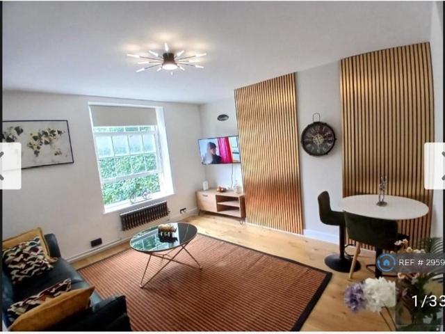 Moira House, London, SW9 2 bed flat to rent £2,600 pcm £600 pw