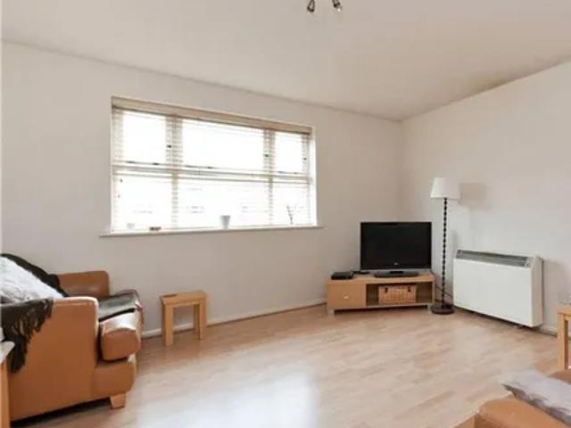 Molyneux Drive, London, SW17 6BB, United Kingdom | 2 bed apartment for rent #136751577 | Rentberry