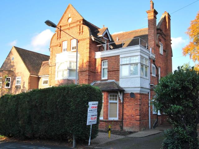 Molyneux Park Road, Tunbridge Wells TN4, 1 bed flat to rent, £1,150 pcm | PrimeLocation