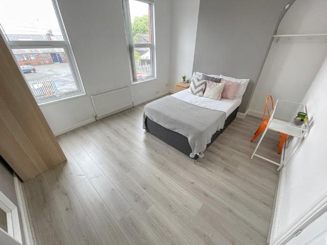 Molyneux Road, L6 6AW, 3 bed terraced house to rent £563 pcm £130 pw