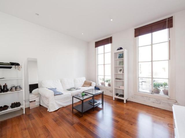 Molyneux Street, Marylebone, London Studio to rent £2,000 pcm £462 pw