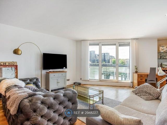 Molasses House, London SW11, 2 bed flat to rent, £3,150 pcm | PrimeLocation