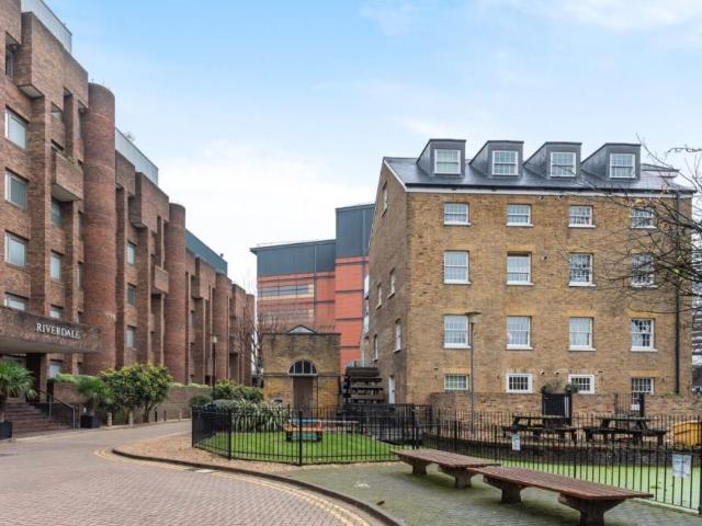 Molesworth Street, London SE13, Studio to rent, £1,500 pcm | PrimeLocation