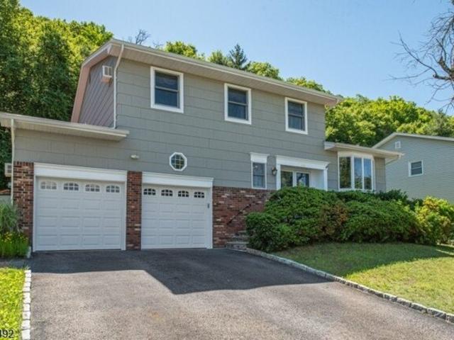 Molinari Dr, Wanaque, Home For Sale