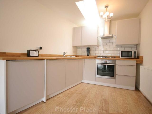 Mollington, Chester CH1, 2 bed bungalow to rent, £3,033 pcm | PrimeLocation
