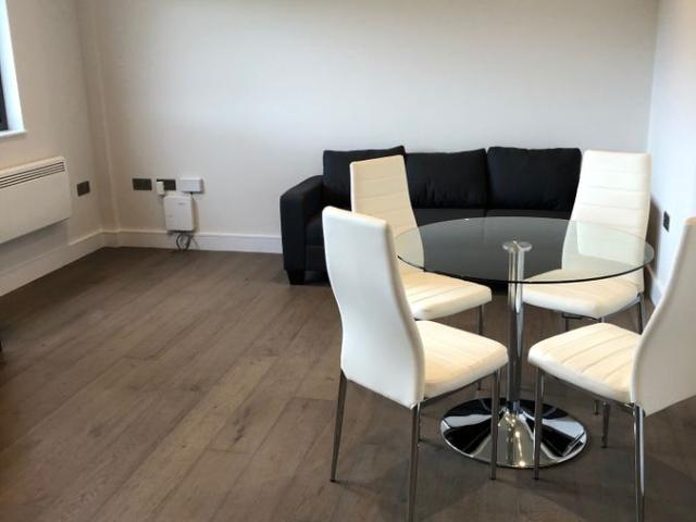 Molly Millars Lane, Wokingham RG41, 1 bed flat to rent, £1,050 pcm | PrimeLocation