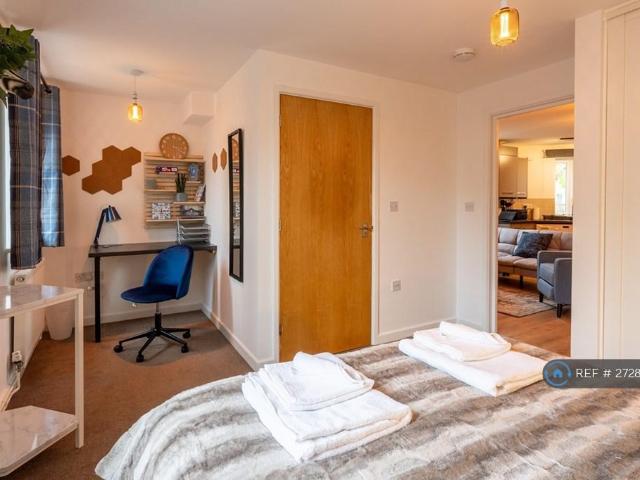 Mortimer Drive, Marston, Oxford, OX3 1 bed flat to rent £1,600 pcm £369 pw