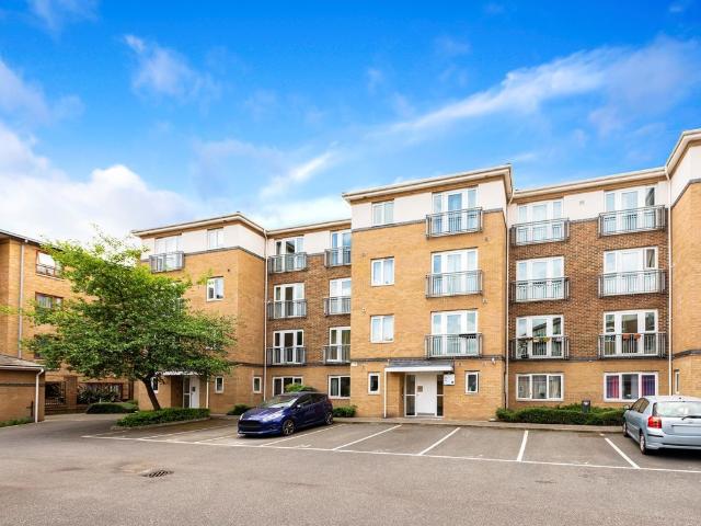 Morton Close, Whitechappel E1, 1 bed flat to rent, £1,800 pcm | PrimeLocation