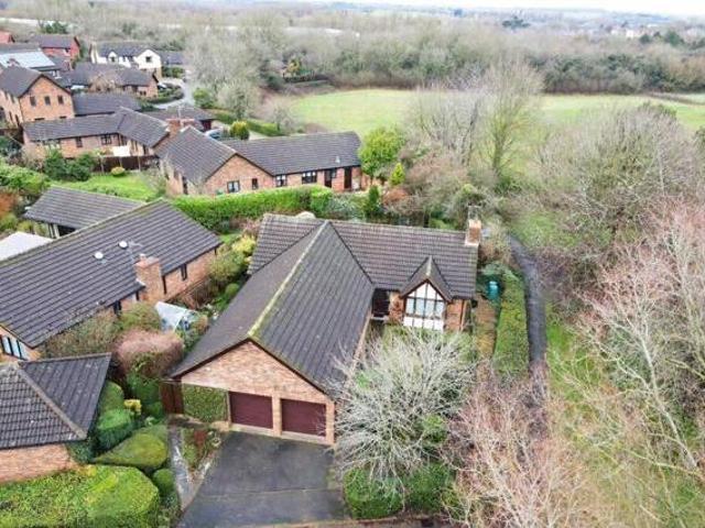 Mortons Fork, Blue Bridge, 4 Bedroom Bungalow