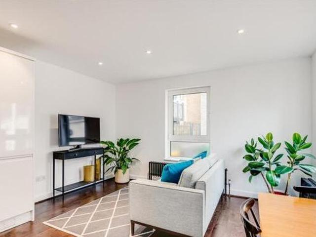 Mortlake High Street, Mortlake, 1 Bedroom Flat