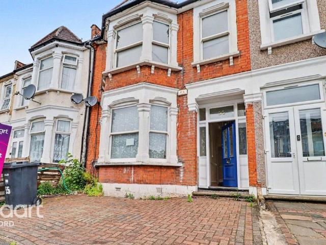 Mortlake Road, Ilford 3 bed terraced house to rent £2,300 pcm £531 pw