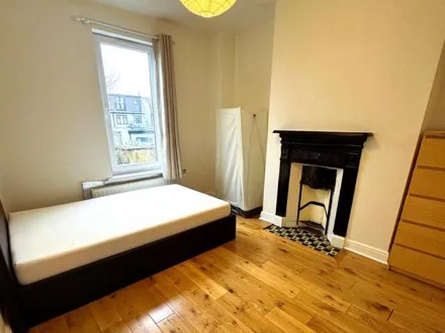 Mortlake Road, Loxford, London, IG1 2TF, United Kingdom | Room for rent #140226436 | Rentberry