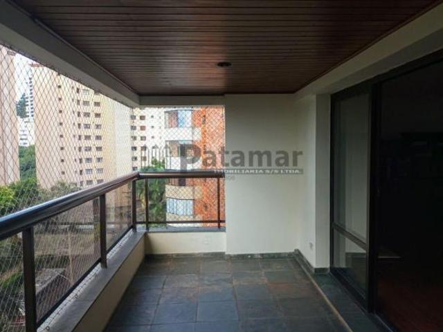 Morumbi Apartamento com 192 m2 útil