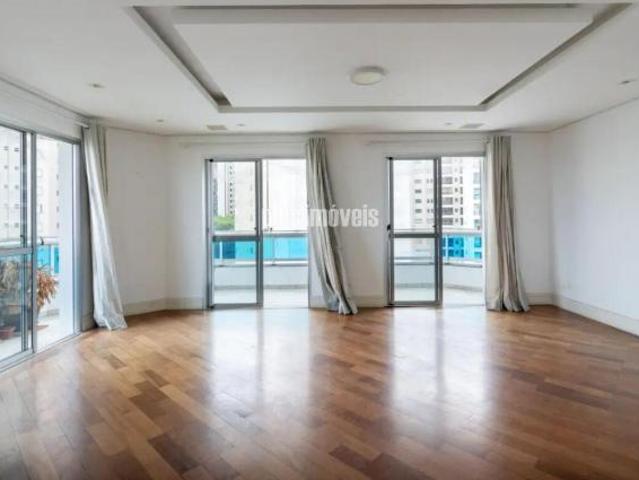 Morumbi! Apartamento tipo para venda com 3 quartos, sendo 3 suítes, 199m²