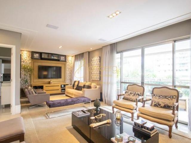 Morumbi Portal Apartamento Moderno | 212 m², 3 Suítes, 4 Vagas e Varanda Gourmet