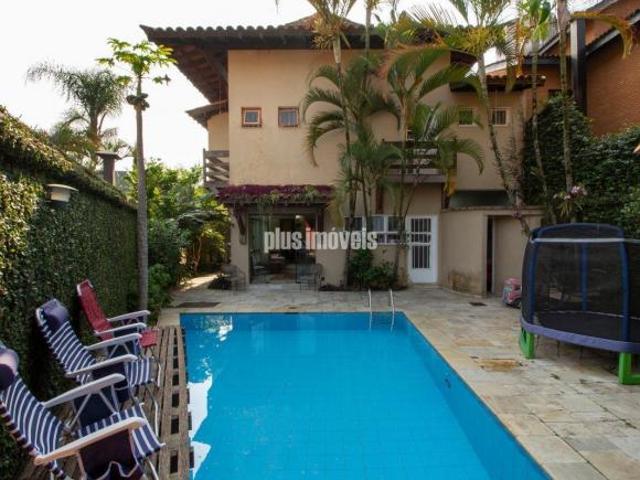 Morumbi 330,0m²ac 500,0m²at 3 súites 3 gar piscina