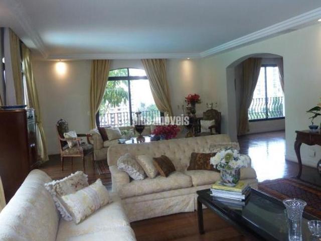 MORUMBI 3 SUÍTES, 5 GARAGEM LIVING AMPLO COM TERRAÇO