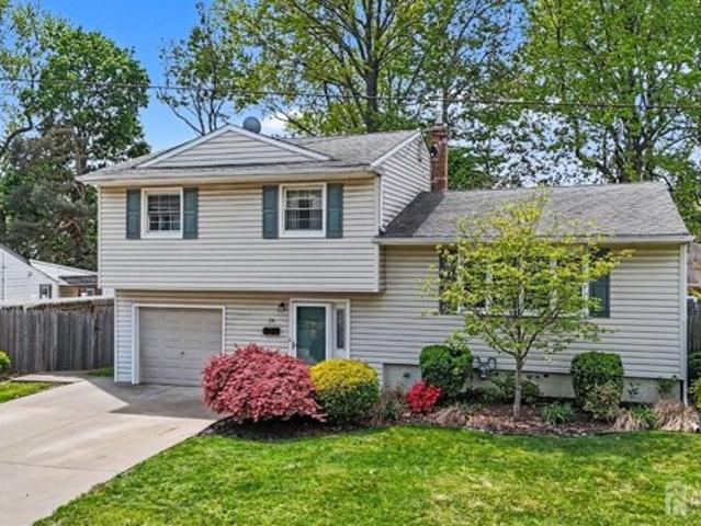 Moryan Rd, Edison, Home For Sale