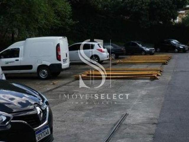 Morada do Parque, com 2 quartos, 1 banheiro, 1 vaga de garagem, localizado no Jaguaré
