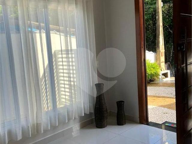 Casa à venda com 4 quartos, sendo 2 suítes, no condomínio Morada da Praia, Bertioga