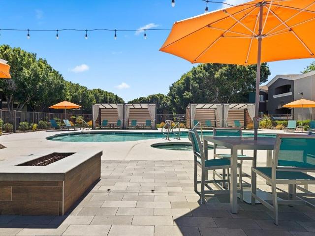 Morada Rise 1 Bedroom Apartment for Rent at 6751 W Indian School Rd, Phoenix, AZ 85033