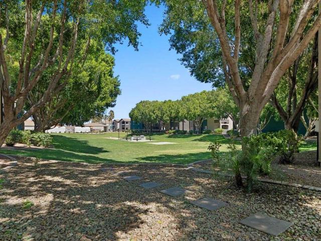 Morada Rise 2 Bedroom Apartment for Rent at 6751 W Indian School Rd, Phoenix, AZ 85033