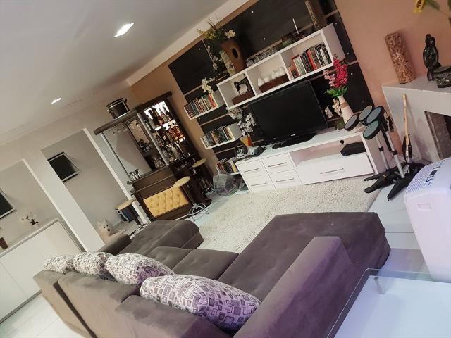 MORADIA HOME OFFICE