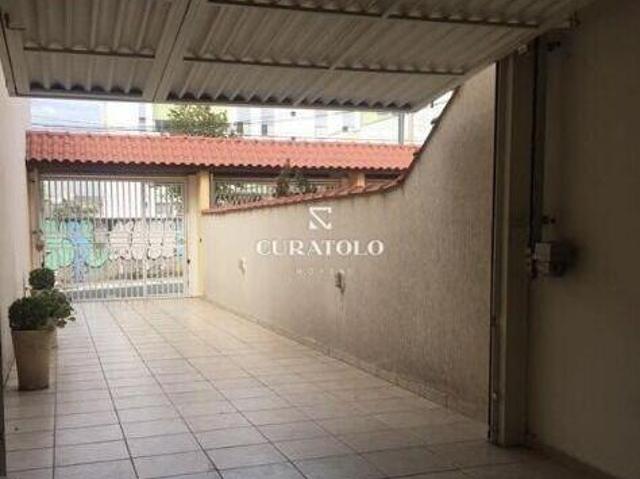 Moradia perfeita para a sua família: Sobrado com 3 Dorms, 3 banheiros, 5 vagas e quintal na Penha, a