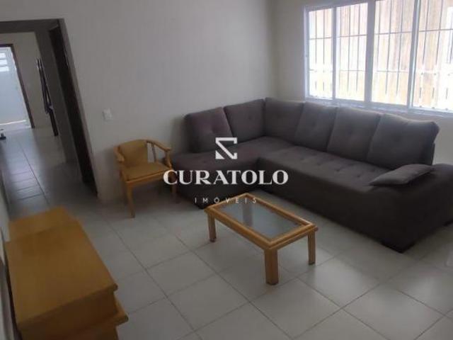 Moradia perfeita para sua família em São Bernardo, no Baeta Neves. Casa de 179 m² com 4 quartos/suít